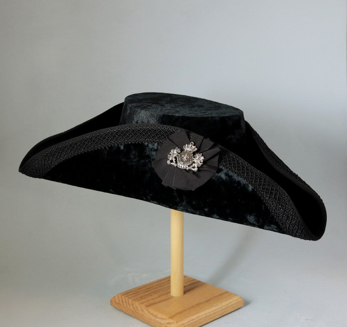 Tricorn / Black Trim / Cockade / Sliver Crest – Tall Toad