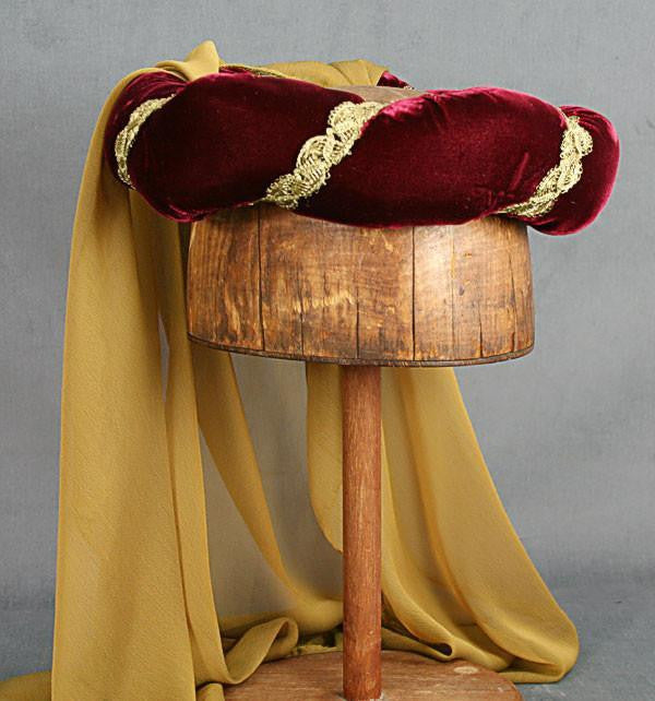 Veiled Roundlet - Ruby Wine / Gold Trim / Gold Veil – Tall Toad